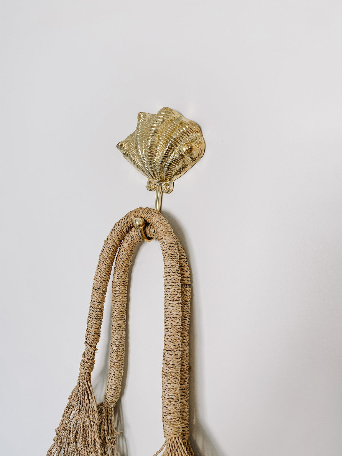 Clam Shell Hook — kokonuts living